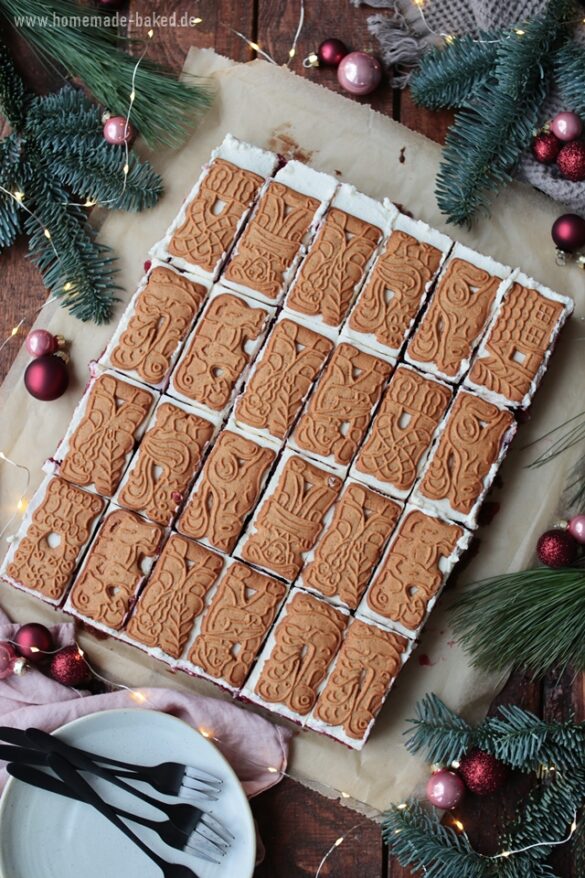 Spekulatius Kirsch Schnitten: Ein weihnachtlicher Blechkuchen