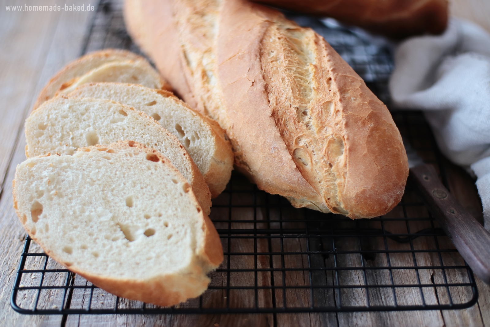 Schnelles Baguette: Ein einfaches Baguette-Rezept für spontanen Genuss