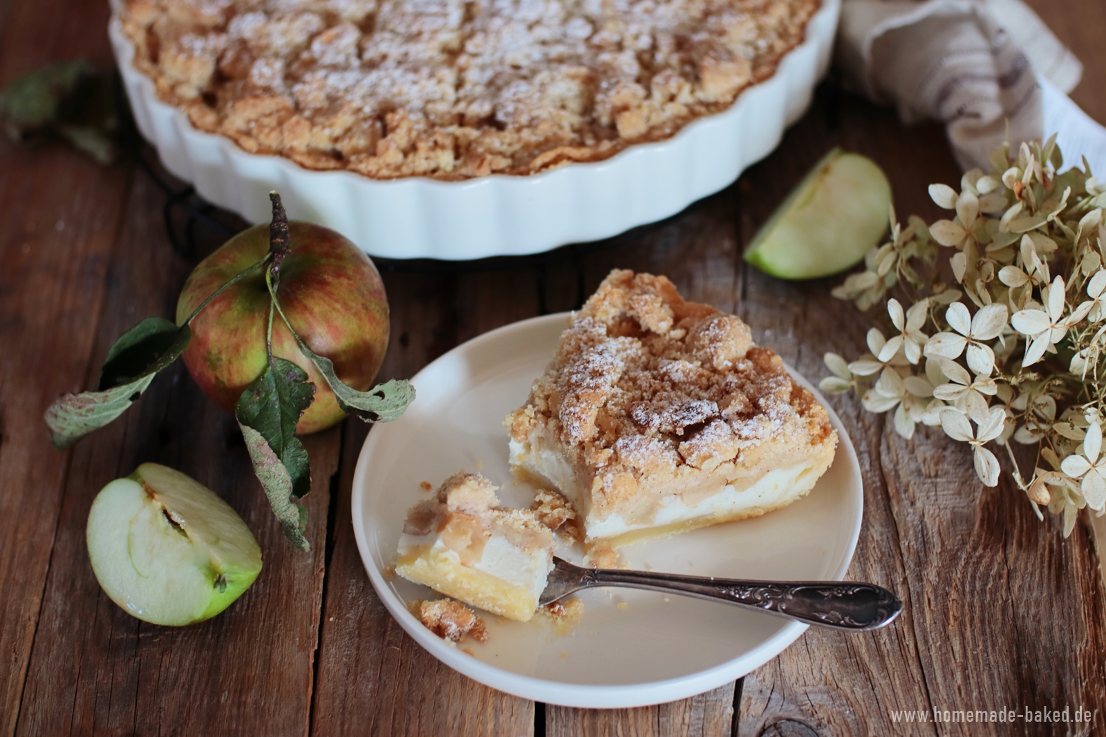 Apfel Quark Kuchen mit Zimtstreusel: Schneller Apfelkuchen mit Quark