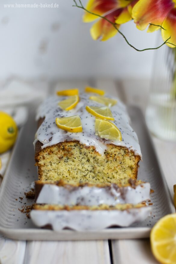Zitronen-Mohn-Kuchen: Frisch, saftig & einfach Lecker!